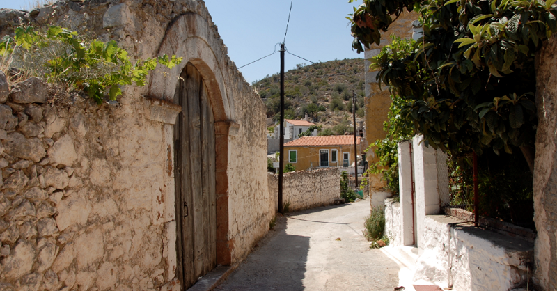 Γεράκι, ο «Μικρός Μυστράς» της Λακωνίας - PatrisNews - Εφημερίδα Πατρίς ...