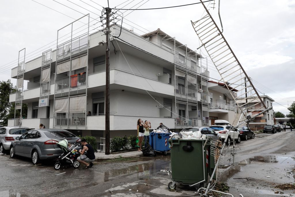 Χαλκιδική: Εικόνες καταστροφής από τη φονική θεομηνία | in.gr