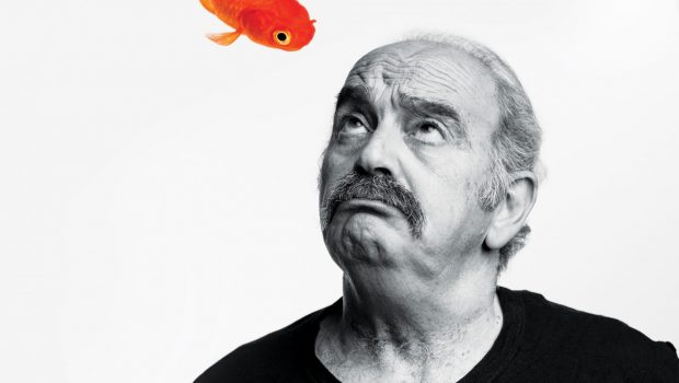 O Ερρίκος Λίτσης συστήνει στο in τον «Μάκη» | in.gr