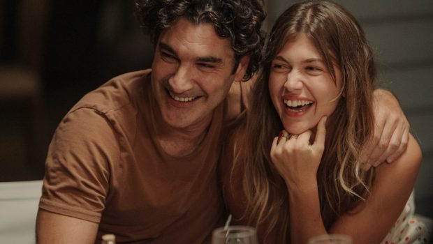 Maestro: Δείτε μοναδικές φωτογραφίες από τη σπουδαία σειρά του Mega | in.gr