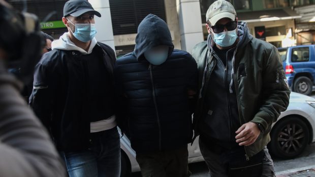 Γυναικοκτονία στον Πειραιά: Την Πέμπτη θα απολογηθεί ο 25χρονος - Τι ...