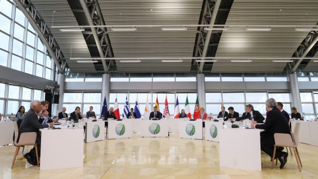 EUMED-9 - Μητσοτάκης: Πρέπει επιτέλους να συμπιέσουμε τις τιμές του φυσικού αερίου | in.gr