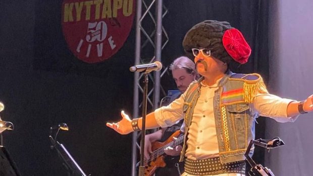 Ο Αποστόλης Μπαρμπαγιάννης αποκαλύπτει στο in τις αδυναμίες του «Τσολιά ...