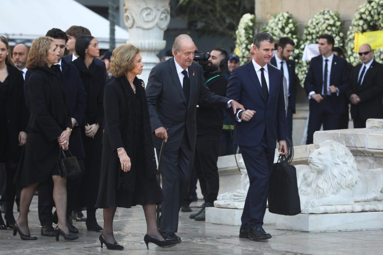 Κηδεία τέως βασιλιά Κωνσταντίνου: Οι στιγμές που ξεχώρισαν | in.gr