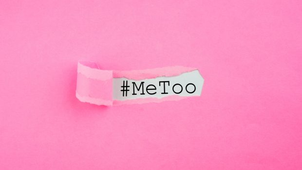 Έμφυλα δικαιώματα: Ποια είναι η κατάσταση στην Ελλάδα δυο χρόνια μετά το #MeToo; | in.gr