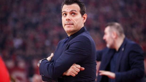 Ιτούδης: «Το φαβορί της σειράς είναι ακόμα ο Ολυμπιακός» | in.gr