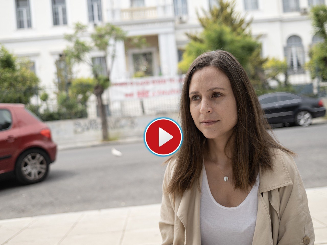 Δήμητρα Σταματέλου: Τα 'χει φάει τα ψωμιά του αυτό το σύστημα, πέφτει ...