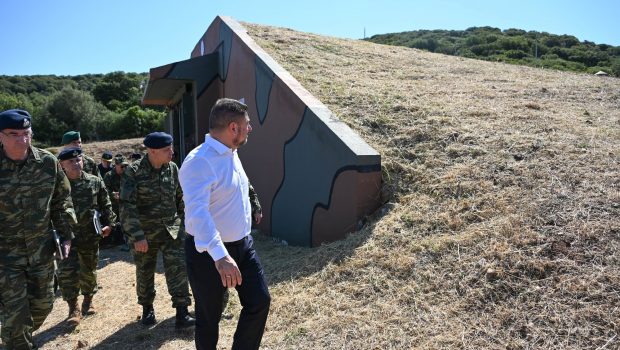 Επιθεώρηση Χαρδαλιά για τα μέτρα πυρασφάλειας σε μονάδες του στρατού ...