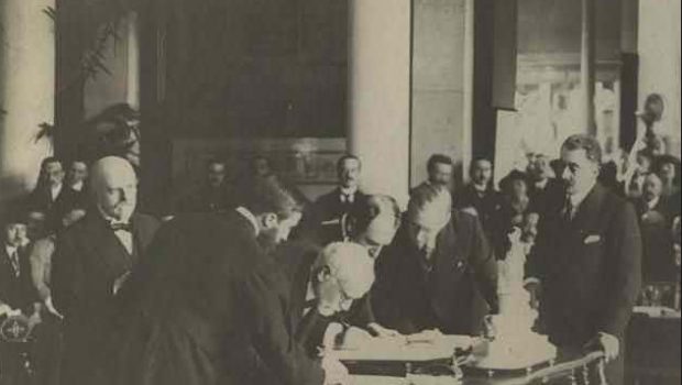 Συνθήκη Σεβρών: Το κορύφωμα του διπλωματικού θριάμβου του Βενιζέλου | in.gr