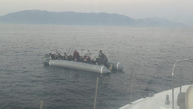 Μετανάστες: Δεκάδες άτομα διέσωσε το Λιμενικό σε τέσσερα διαφορετικά ...
