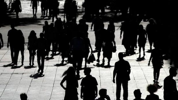 Δημογραφικό: 1.000.000 λιγότεροι Ελληνες έως το 2050 | in.gr