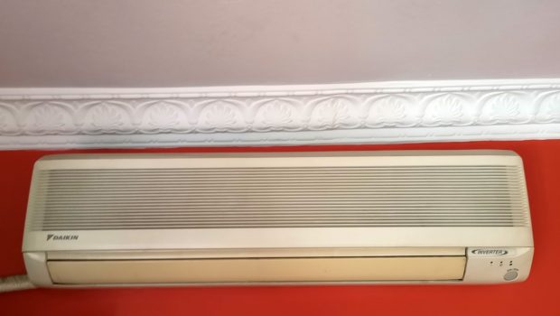 Πώς εξοικονομείται ενέργεια με χρήση ανεμιστήρα οροφής και ...