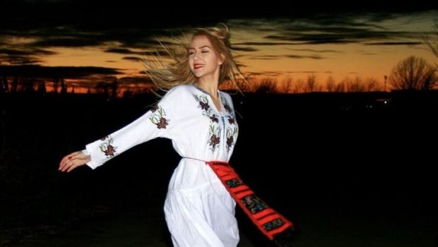 Η Ρουμανία κατηγορεί τη Louis Vuitton για πολιτιστική οικειοποίηση της ...