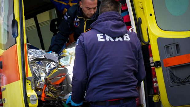 Παλαιό Φάληρο: Τραγωδία στην άσφαλτο - Μοτοσικλετιστής παρέσυρε και ...