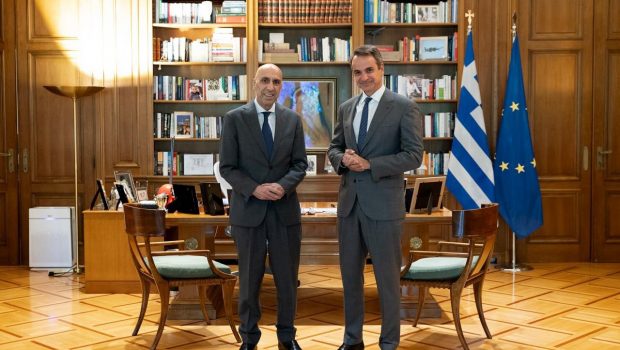 Στο Μαξίμου ο Μπρατάκος, συνάντηση με Μητσοτάκη - Συζήτησαν την ...