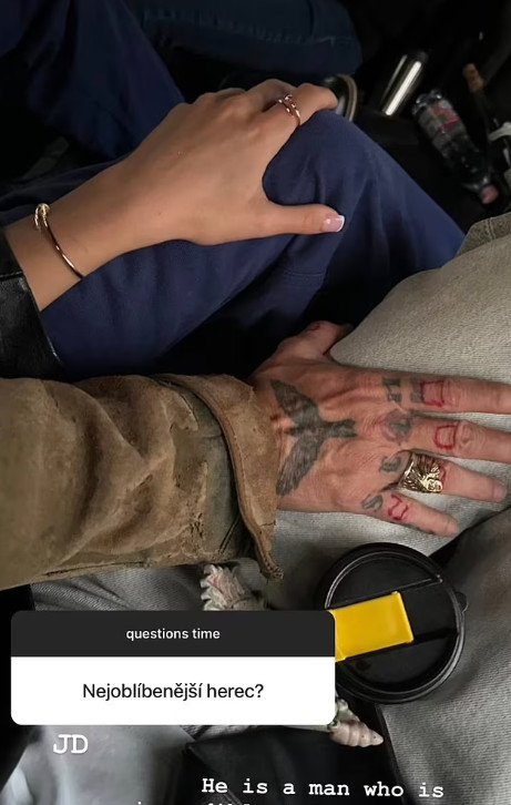 Το 28χρονο μοντέλο που έκλεψε την καρδιά του Τζόνι Ντεπ - Ποια είναι η Yulia Vlasova | in.gr