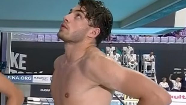 Ο Jules Bouyer έγινε viral για τα... προσόντα του και τον θέλουν όλοι ...