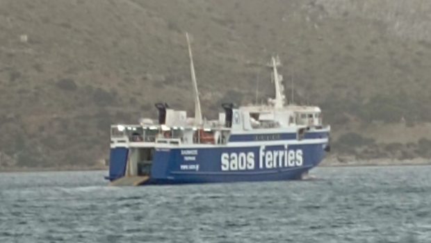 Με ανοιχτή μπουκαπόρτα μεσοπέλαγα το πλοίο “Saonisos» | in.gr