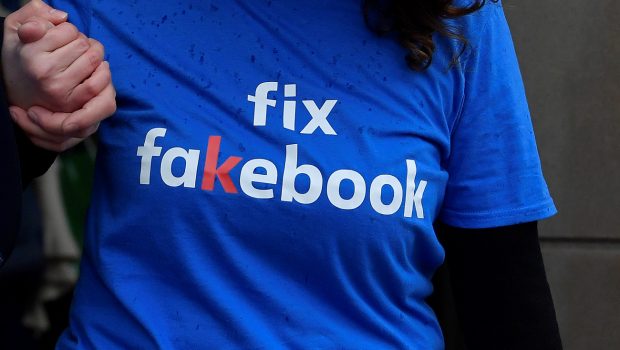 Πυρ ομαδόν κατά της Meta για τη «λογοκρισία» στο Διαδίκτυο | in.gr