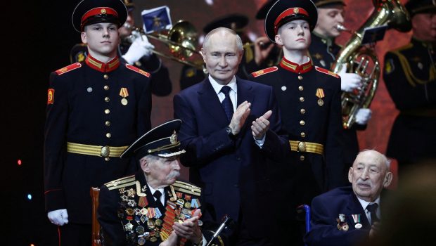 Eurovision αλά Ρωσικά: Ο Βλαντιμίρ Πούτιν ανακοίνωσε την Intervision | in.gr