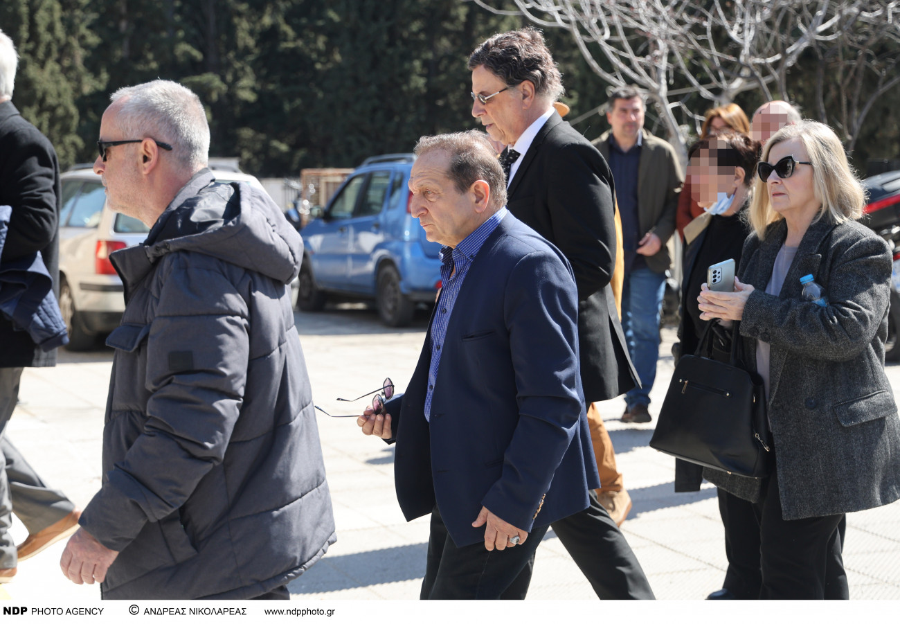 Ράνια Ιωαννίδου: Σε κλίμα συγκίνησης το τελευταίο «αντίο» στην ...