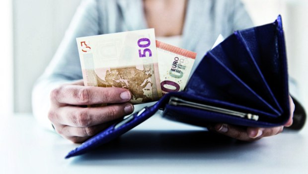 Συντάξεις: Πότε καταβάλλονται τα χρήματα | in.gr