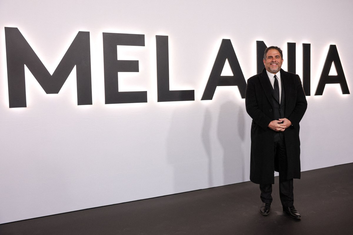 Ο σκηνοθέτης του Melania διαψεύδει οποιαδήποτε σχέση με τον Τζέφρι ...